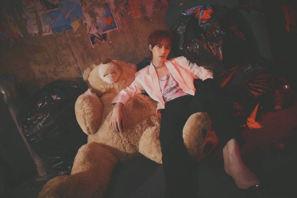 TXT回归预告照“MESS”公开 全员画报匠人诱惑感-搜狐大视野-搜狐新闻