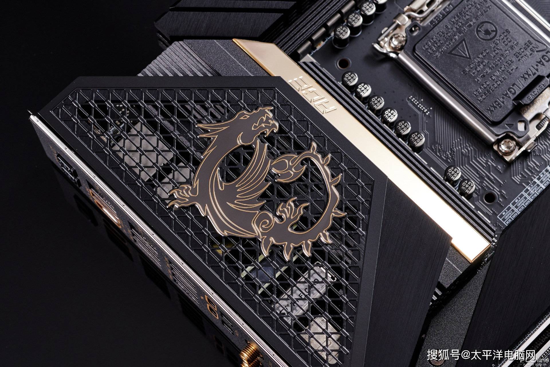 这是一块低调的战神主板，微星Z690 ACE图赏-搜狐大视野-搜狐新闻