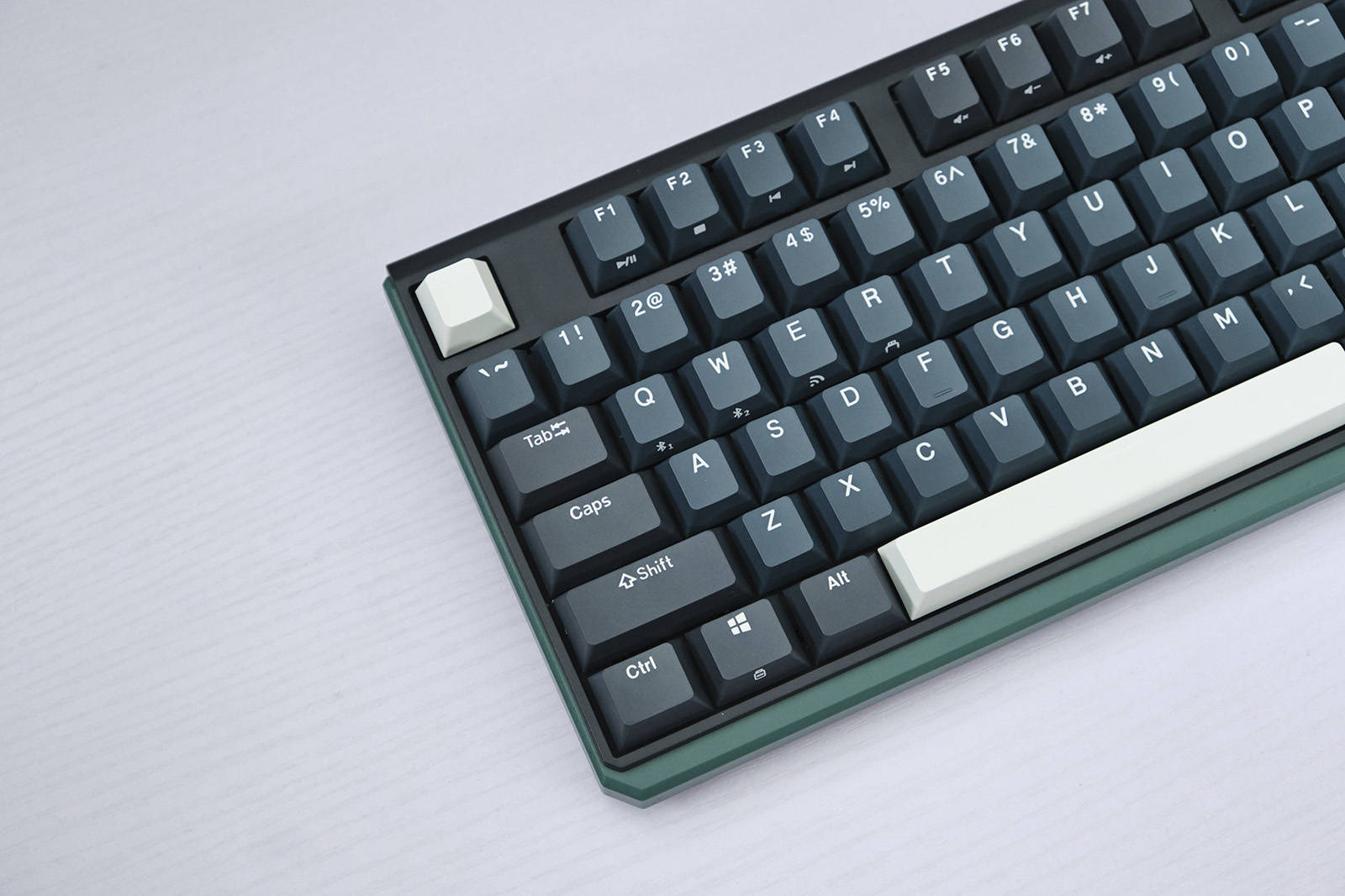 360天超长续航，为无线而生！杜伽K620W三模机械键盘分享_模式_品牌_方案