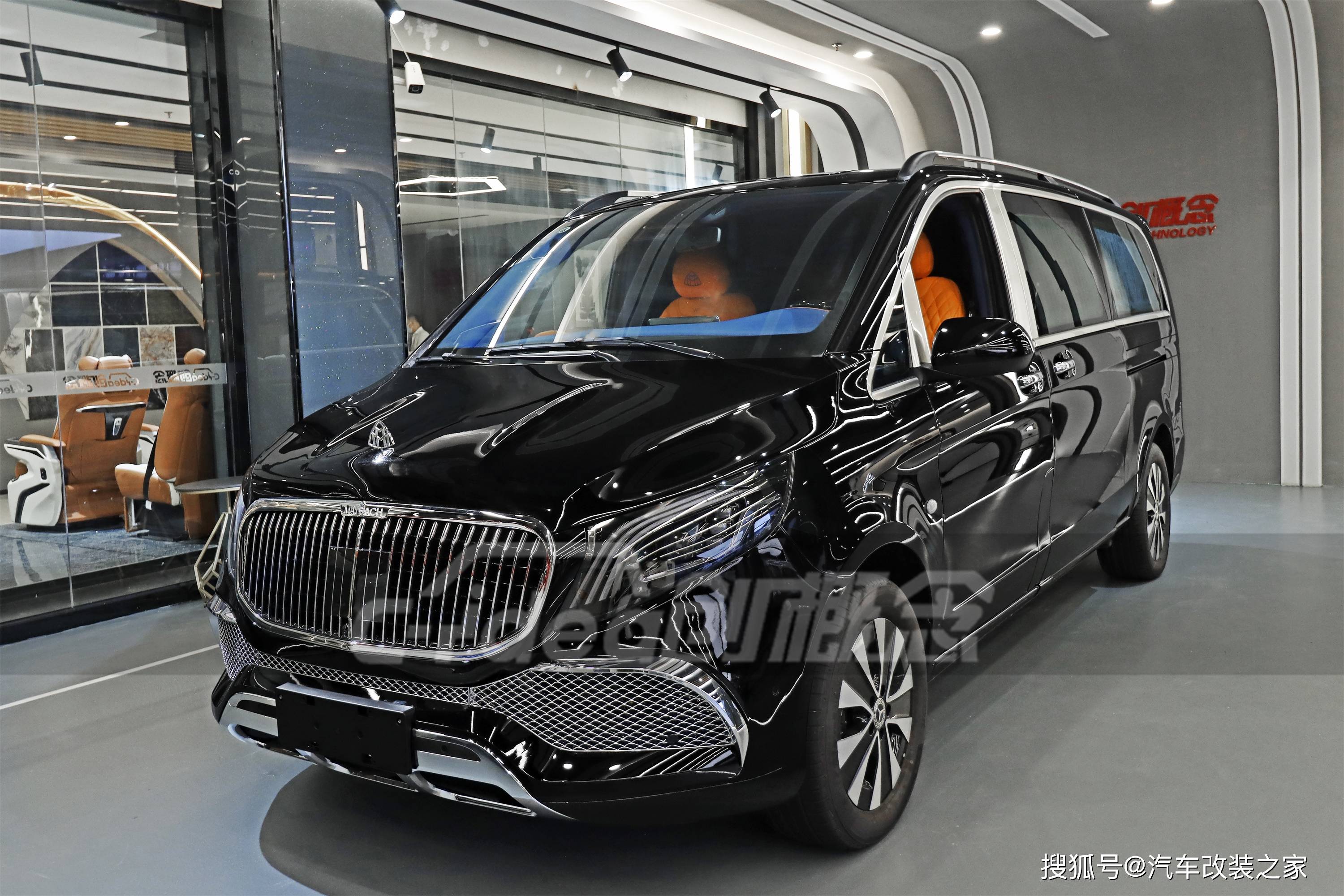 改装奔驰威霆MPV迈巴赫内饰打造个性专属座驾，气场强大，舒适度翻倍_搜狐汽车_搜狐网