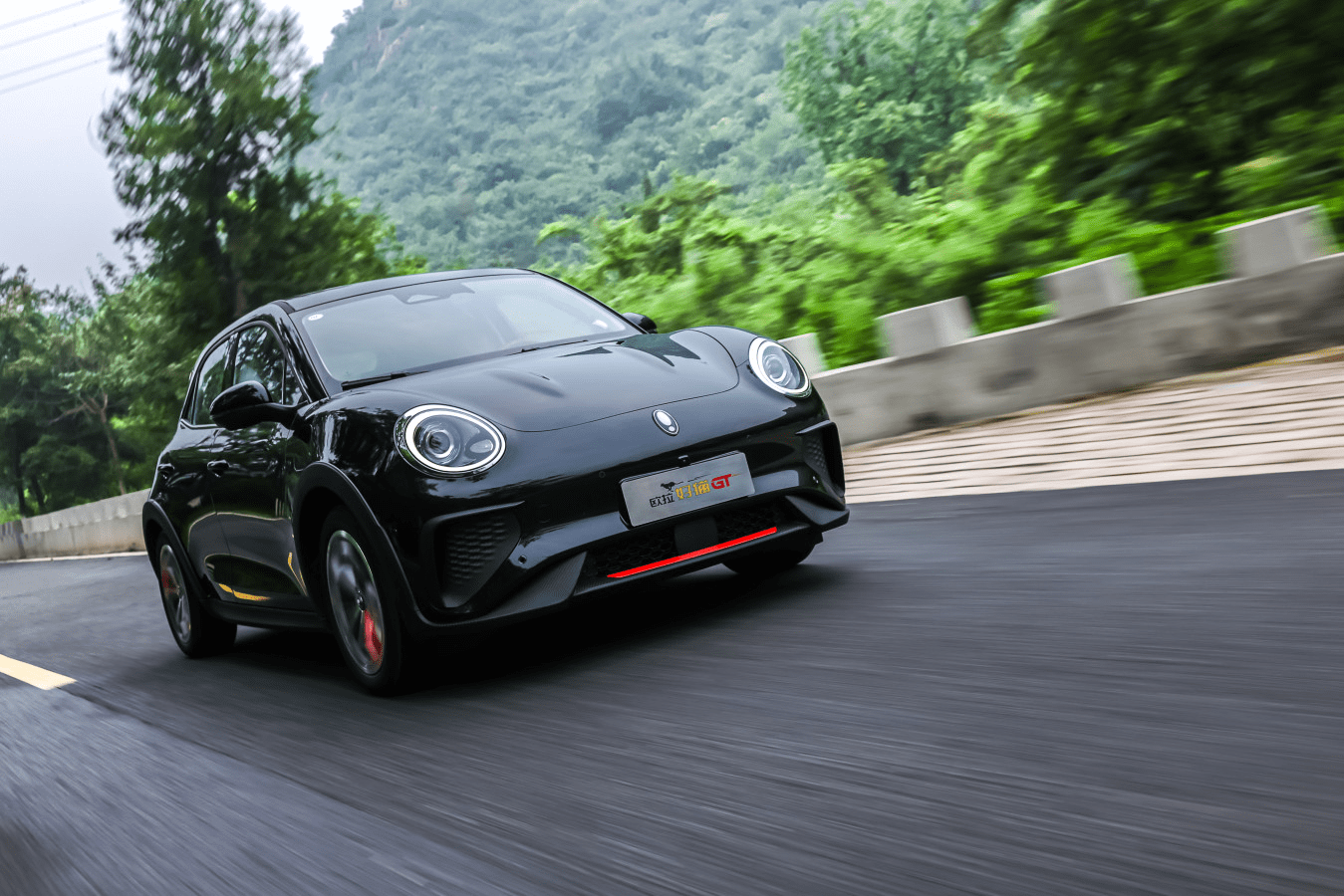 优雅且酷飒！2022款欧拉好猫GT 401km续航版售价14.9万元_搜狐汽车_搜狐网