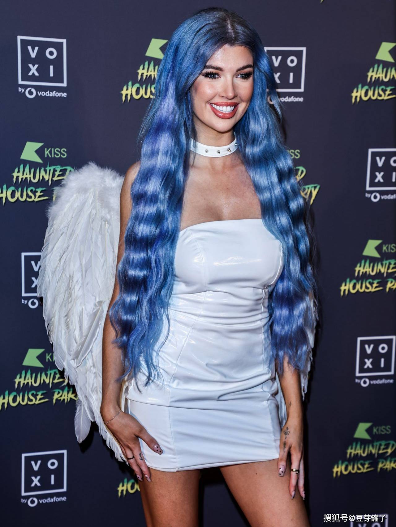 女星Nicole O’Brien，出席鬼屋派对，性感迷人-搜狐大视野-搜狐新闻