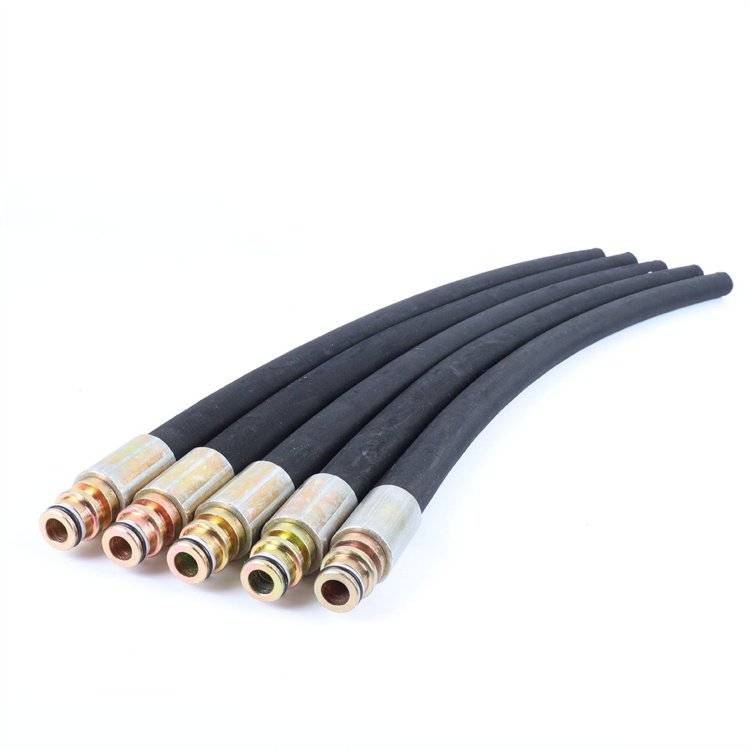 高压钢丝缠绕胶管 尼龙树脂软管 低压管图片-搜狐大视野-搜狐新闻