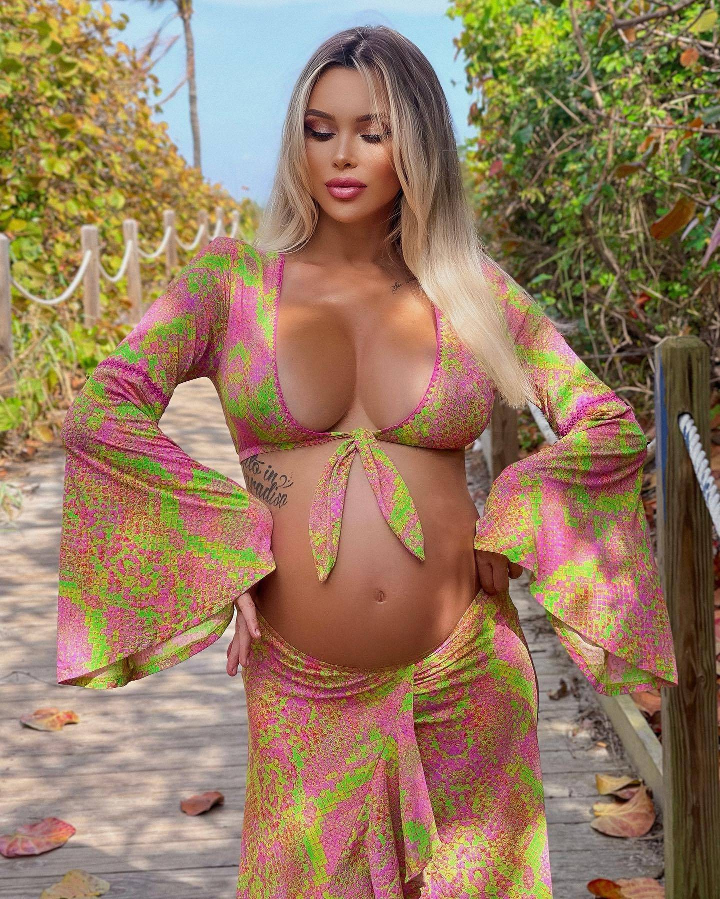 美国的泳装品牌Luli Fama Shop Instagram系列8-搜狐大视野-搜狐新闻