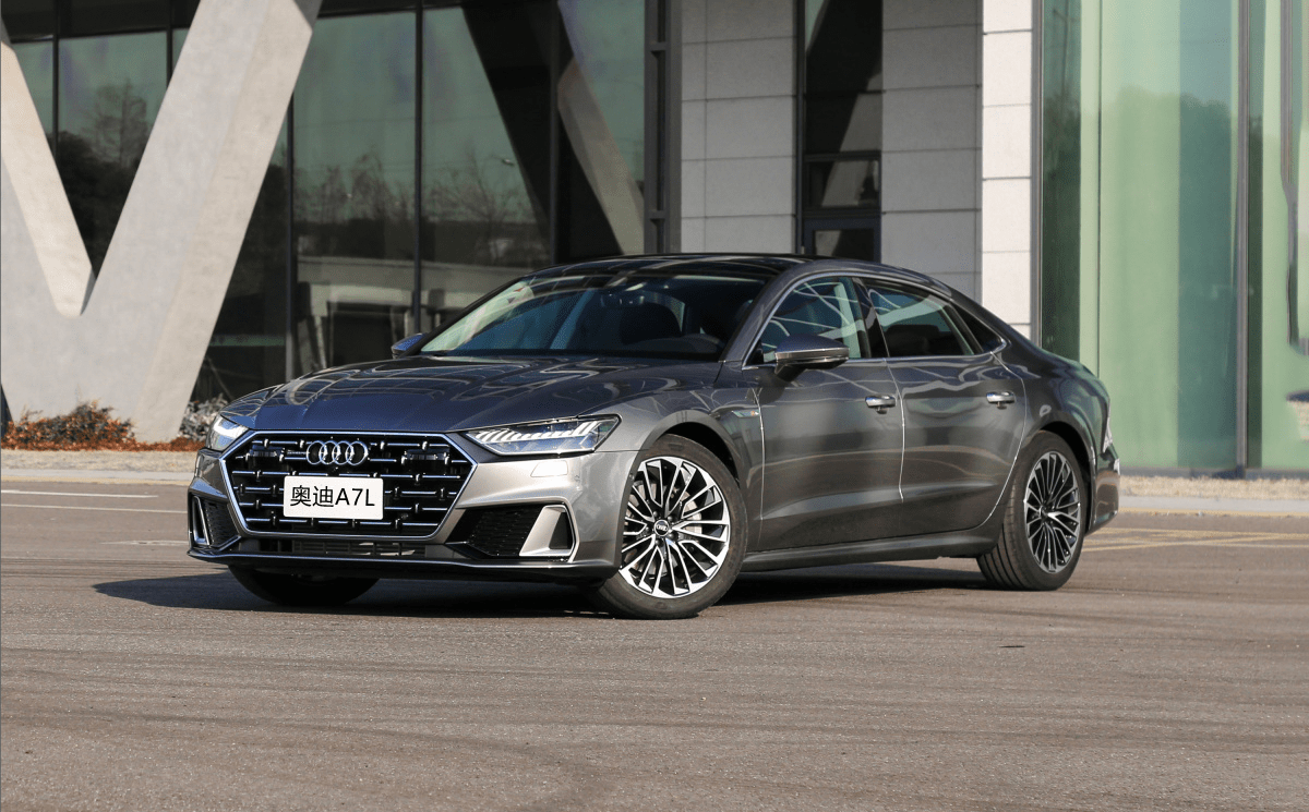 还在考虑奔驰E级？奥迪A7L 2.0T版才是真香_搜狐汽车_搜狐网