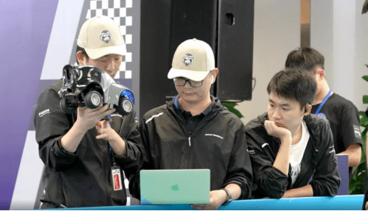 巅峰对决！Amazon DeepRacer中国联赛总决赛来了！_搜狐汽车_搜狐网