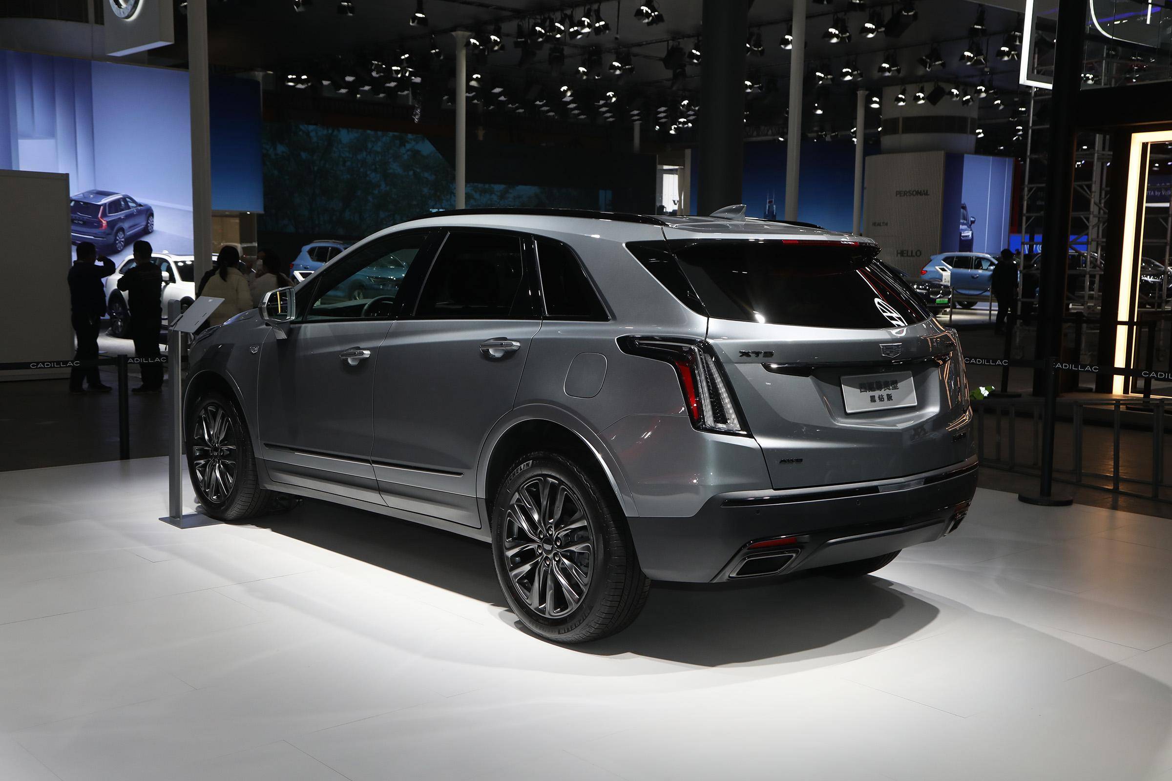 凯迪拉克XT5/XT6黑钻版正式上市！外观黑化，售价41.27万元起_搜狐汽车_搜狐网