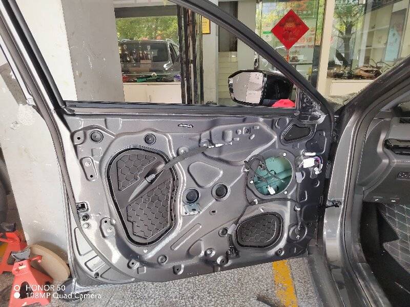 效果得到完美蜕变！怀化长安uni-v音响改装德国喜力士E62C.2音响_搜狐汽车_搜狐网