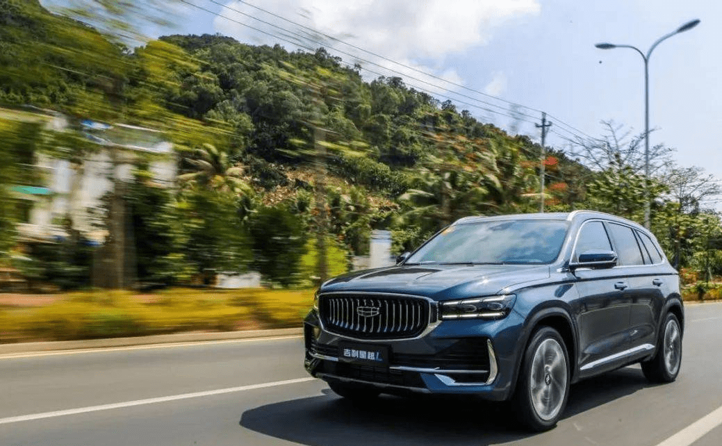 吉利星越L，2.0T爆238马力，配备“女王座驾”，是否值得入手？_搜狐汽车_搜狐网