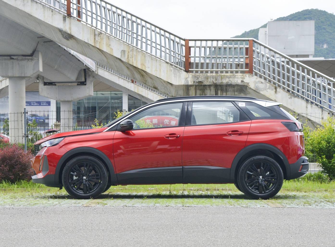 花17万买一台标致4008是不是傻？看完你就明白了_搜狐汽车_搜狐网