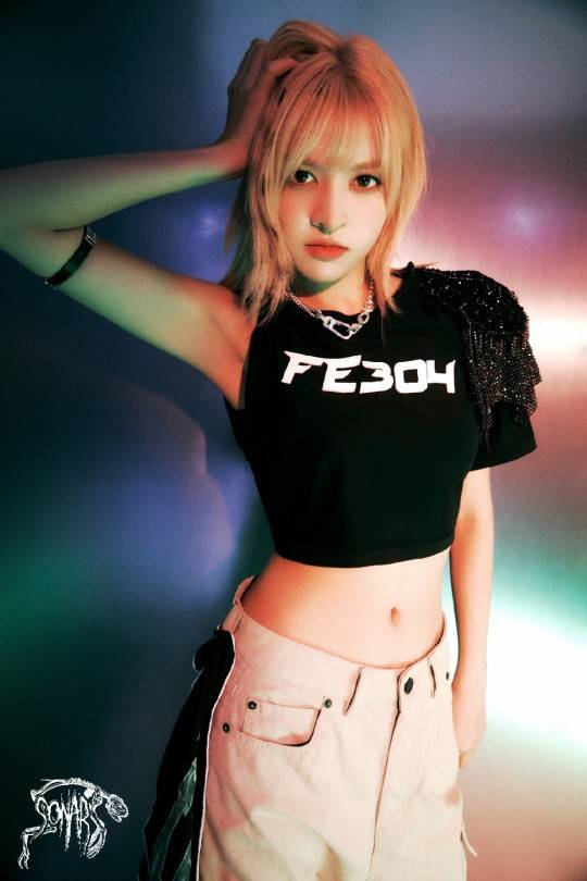 NMIXX公布新专辑《Fe3O4: BREAK》最新概念照-搜狐大视野-搜狐新闻