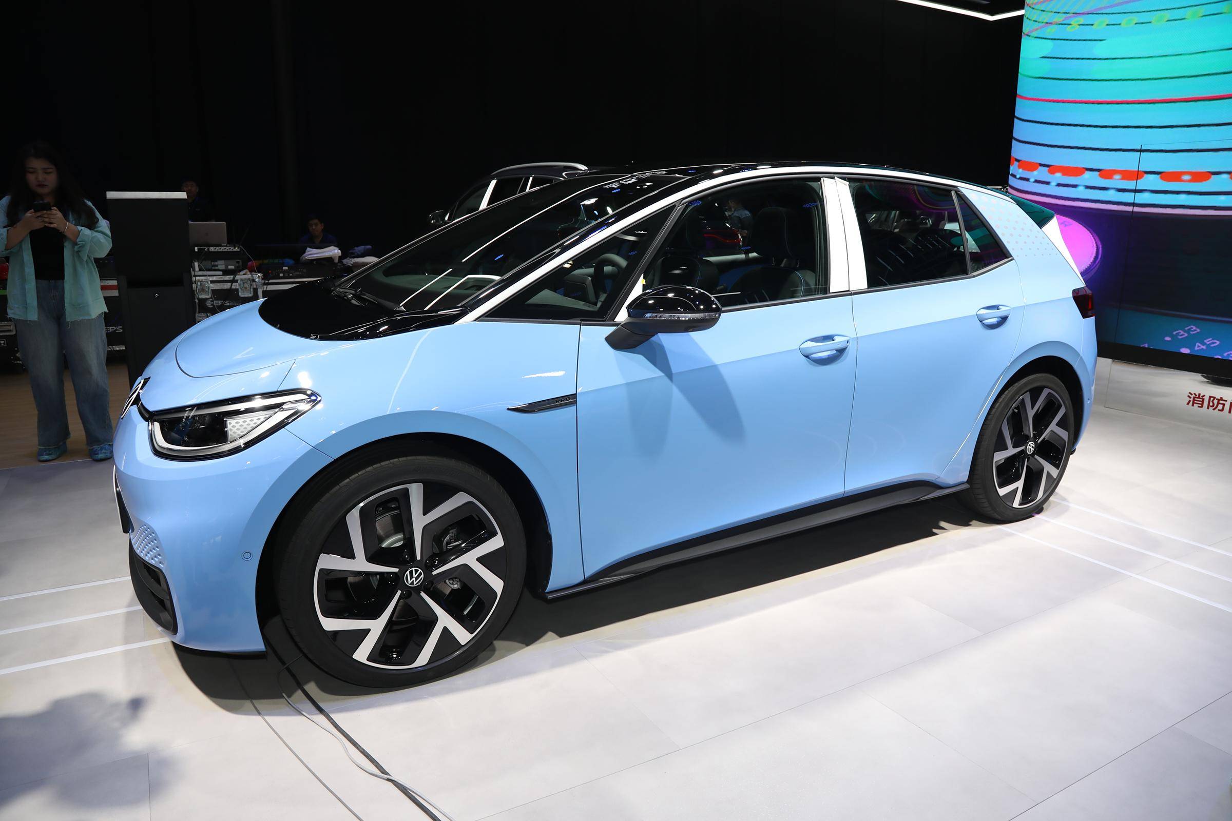 定价会有惊喜吗？上汽大众新款ID.3/ID.4 X将于2024年1月1日上市_搜狐汽车_搜狐网