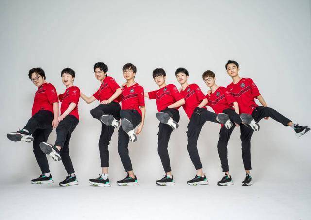 厂长透漏！EDG夏季赛过后，将获得两位LCK野王级选手加入？_Tarzan