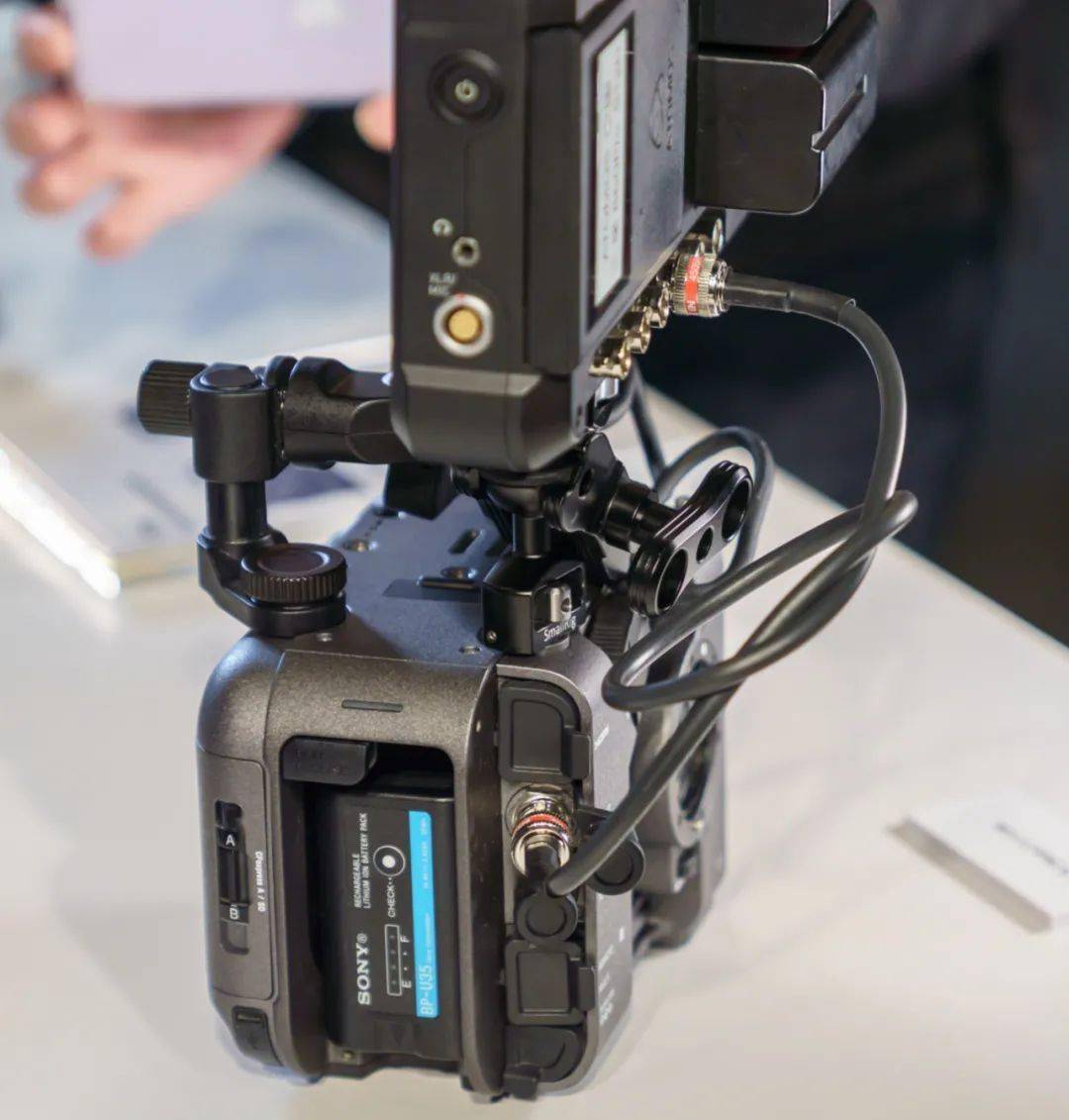 FX6真机体验——你会选择这款全画幅机型吗？_搜狐汽车_搜狐网