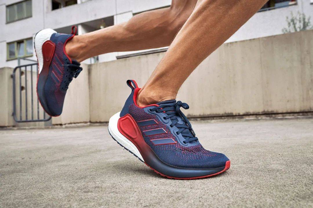 超强装备领跑全场，迎战冬日从不止步_Alpha