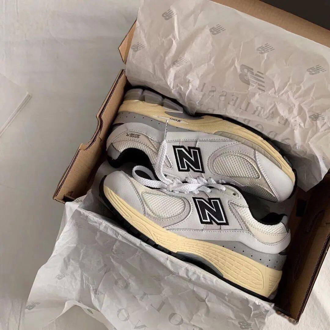 男生穿 NB2002r 太好好好看了！_nb