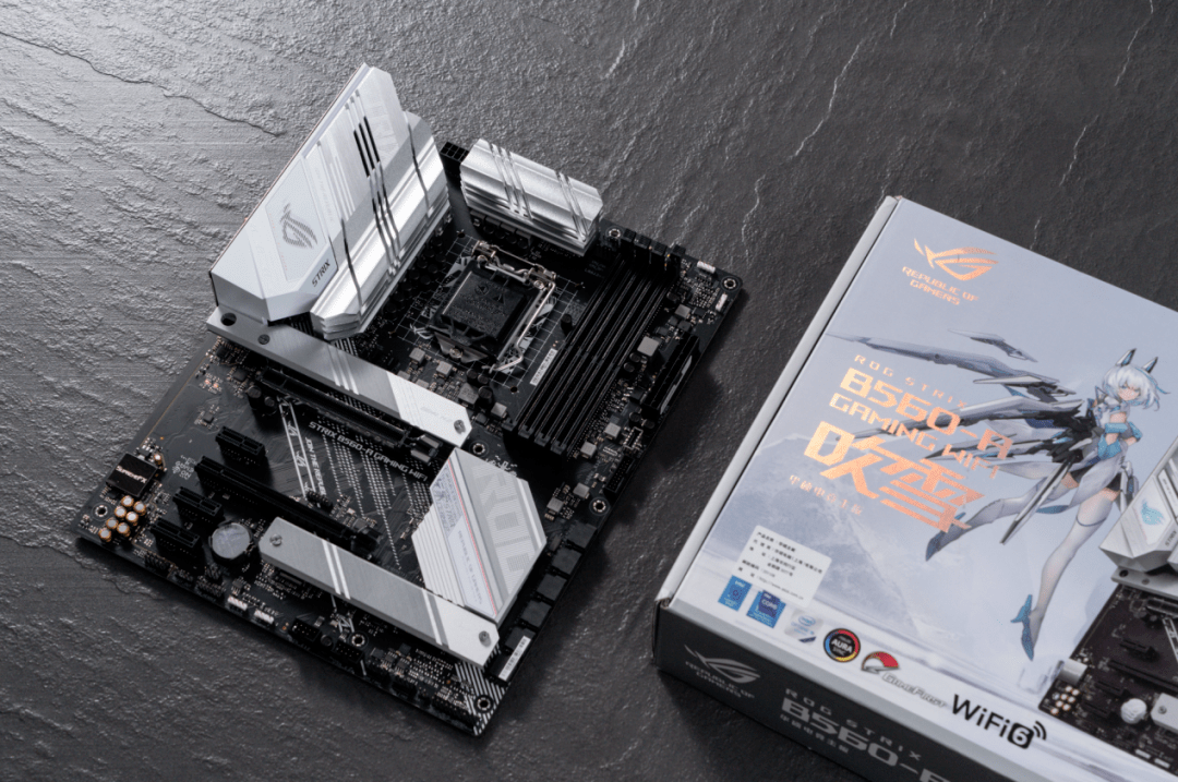 高颜值吹雪拉满战斗值!ROG STRIX B560-A GAMING WIFI主板上手体验_内存