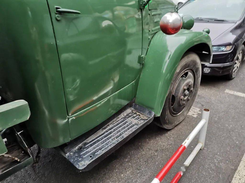 路边的经典——罕见的跃进NJ130_汽车