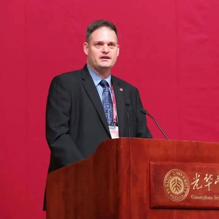 N.Depoorter:Those who keep learning will keep rising in life_Nicolas