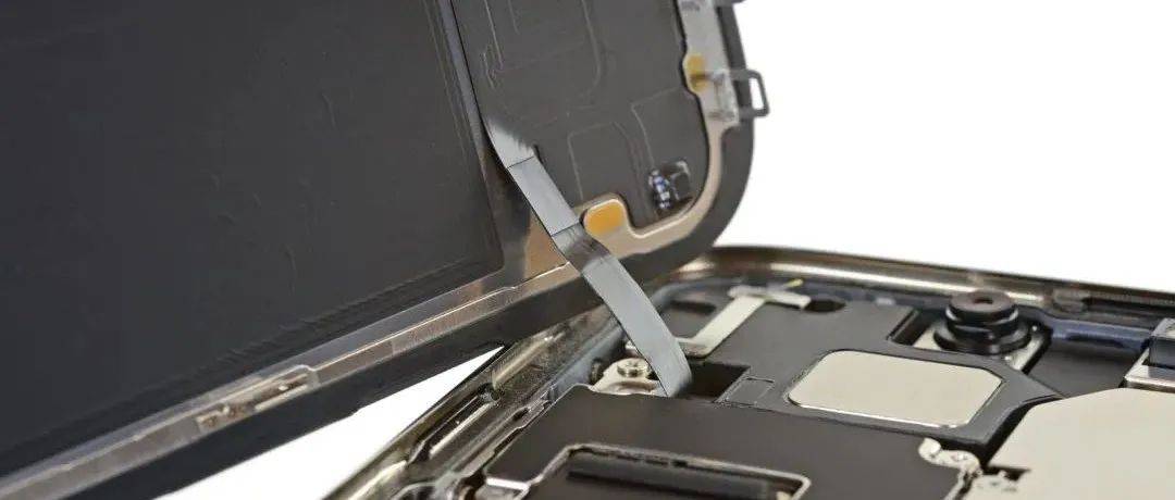 iFixit 分享苹果 iPhone 13 Pro 详尽拆解_芯片