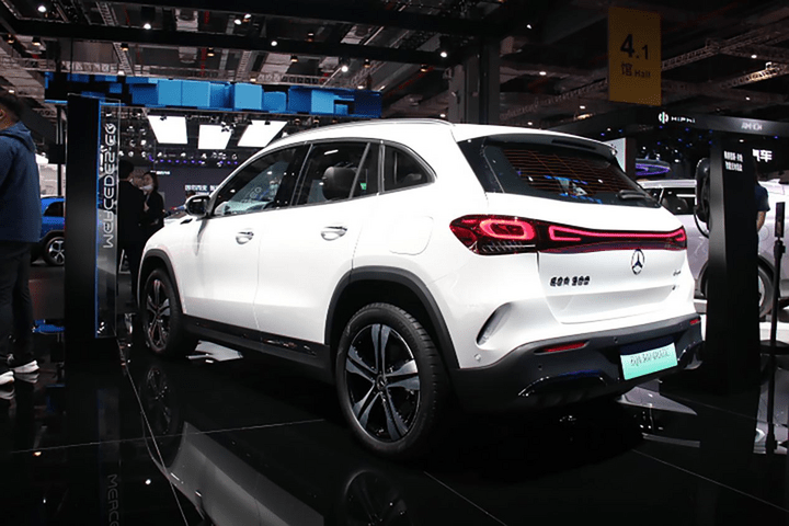 奔驰发布EQA和EQB预售价格 分别为37万元/44万元_搜狐汽车_搜狐网