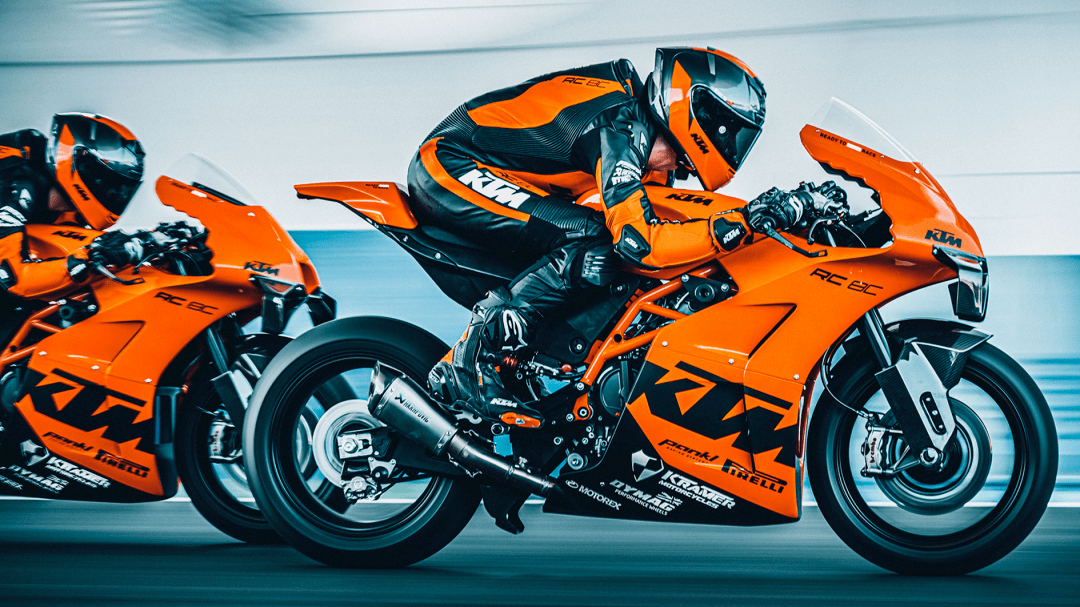 KTM新款RC8来了！_搜狐汽车_搜狐网