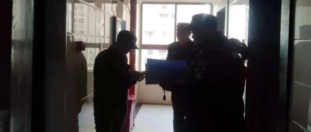 邵阳：女子遇陌生男子敲门，结果报警肖某女士 