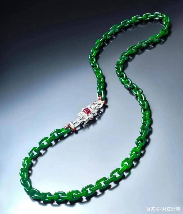 2020苏富比香港秋拍，再现天价翡翠珠链，6296万成交，史上第7名_钻石_珠子_拍品