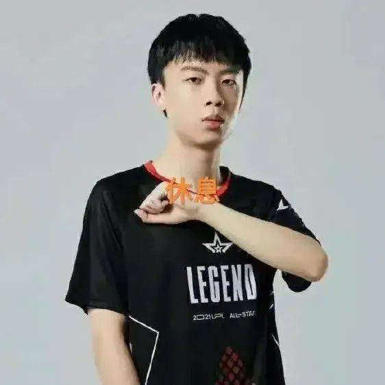 怪不得V5中单嚣张！“Smlz转会就是被V5拉扯没的，嫌弃WE阵容”_战队_lpl_司马