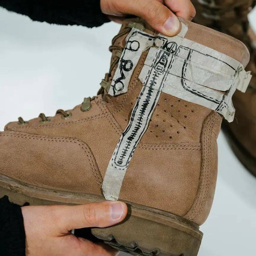 军靴的美，你能感受到吗？_image_音乐_刘雨昕