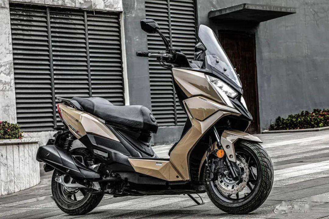 高颜带感又好用——光阳Racing X150测评_搜狐汽车_搜狐网