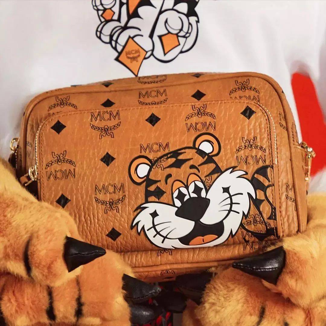 MCM | 大家好，我是MCM小虎_年货_守护_老虎