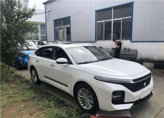 空间够用+设计漂亮，6万开走宝骏RC-5_搜狐汽车_搜狐网