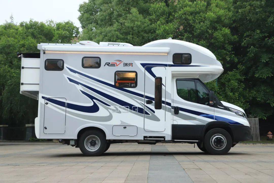 瑞弗S820进口双拓展 优秀生的自我修养_搜狐汽车_搜狐网