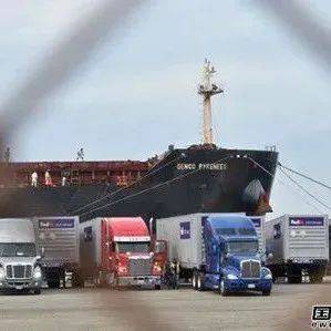 散货船运集装箱真香？联邦快递租赁首艘散货船运输货物抵达美国_Hueneme_Genco_港口