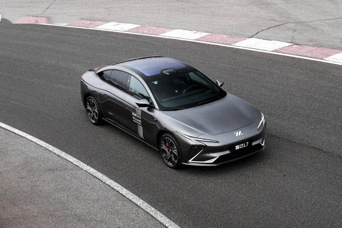 40多万预算，蔚来ET7和智己L7哪个更香？_搜狐汽车_搜狐网