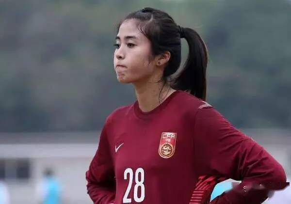 你觉得谁配得上中国体坛女神的称号？排球袁心玥wcba