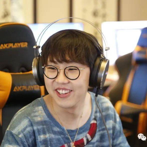 imp又喝大了？直播怒喷Uzi粉丝，并公开放话：Gumayusi和Bang都菜_选手_时候_职业