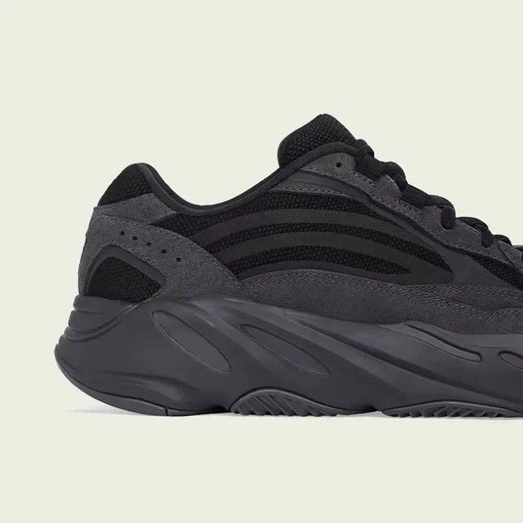每日鞋讯丨adidas Yeezy Boost 700 V2「Vanta」即将发售_Reebok_特刊_橡胶
