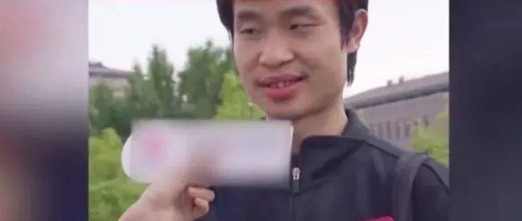 “北大学神”帮博士团队“秒破”难题？院长：不清楚，但很正常..._韦东奕_韦神_数学