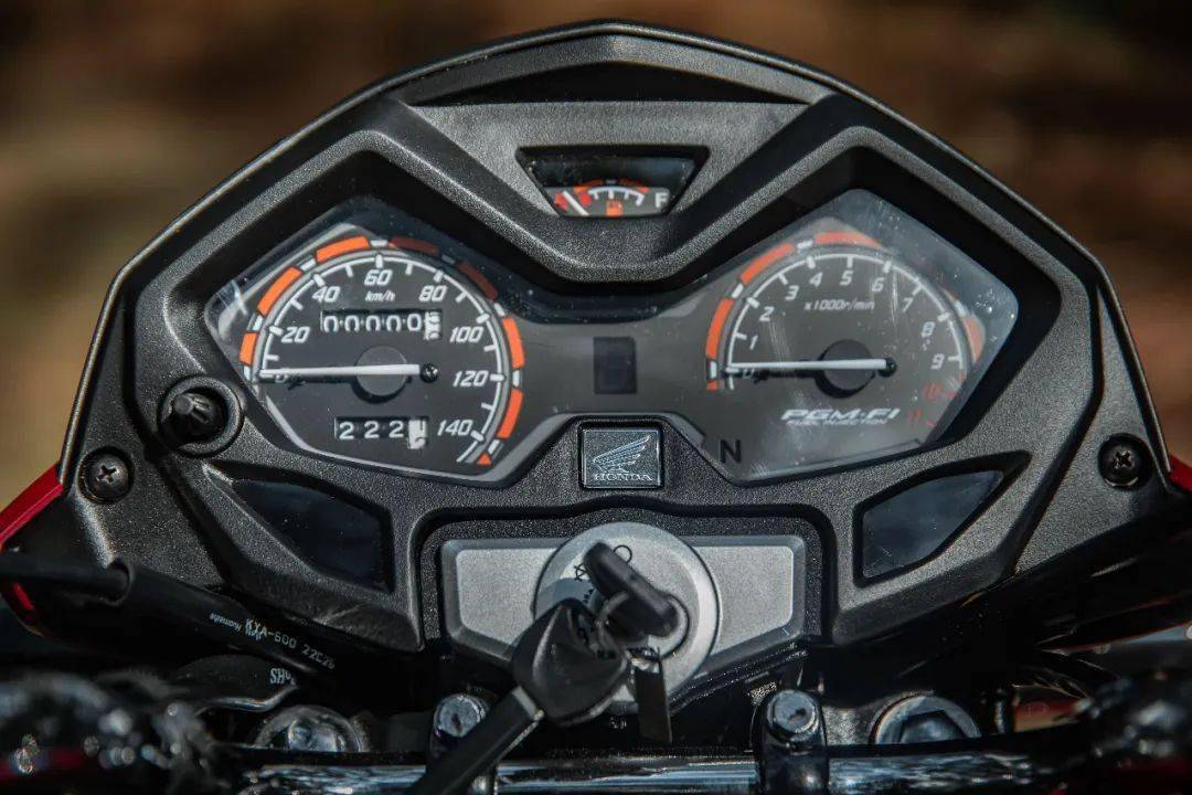 实用派典范——五羊-本田CB150S雄帅_搜狐汽车_搜狐网