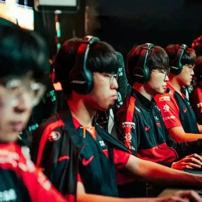 T1打出本次Msi的新纪录，“拳头发文庆祝，正好是1557的三周年”_比赛_战队_aze