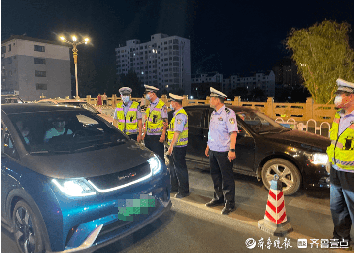 端午“粽”动员！惠民交巡警坚守保畅通_交通_程磊_王文彬