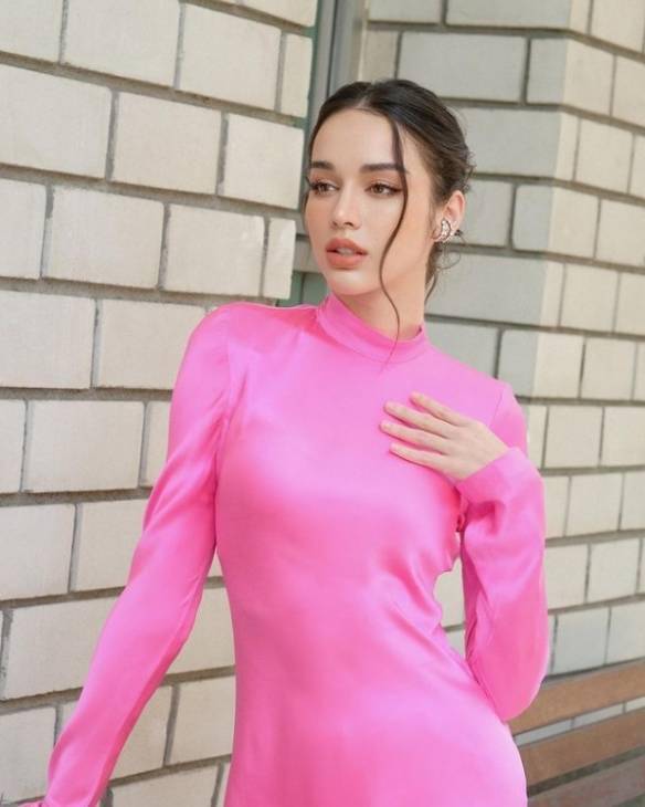 性感御姐堪称人间芭比！泰德混血正妹mariaskyy美照赏_The_Face_"Sky