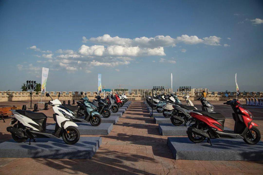 新车VRS125售10980元起，VRF150售14980元起｜大阳8款混合动力踏板出击！_搜狐汽车_搜狐网