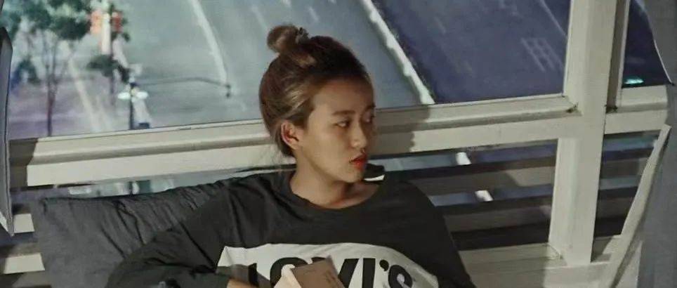 ACG专访丨英法双申，实现法国美院大满贯！她说再普通的矿泉水瓶也能“开出灵感的花”_作品集_offer_留学