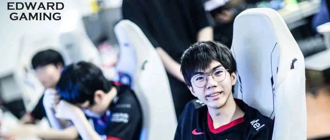 赛后战报丨2022LPL夏季赛常规赛赛报【EDG VS LGD】_中路_选手_下路
