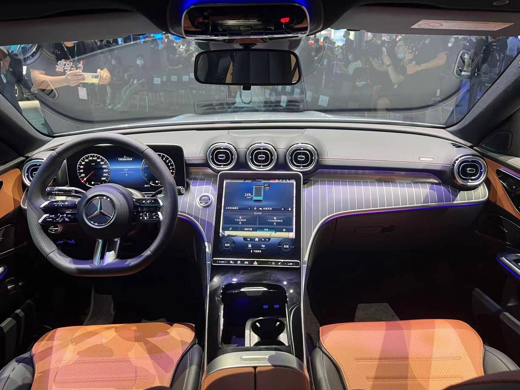 2022成都车展：奔驰C级C 350 e L正式上市，售价40.73万！_搜狐汽车_搜狐网