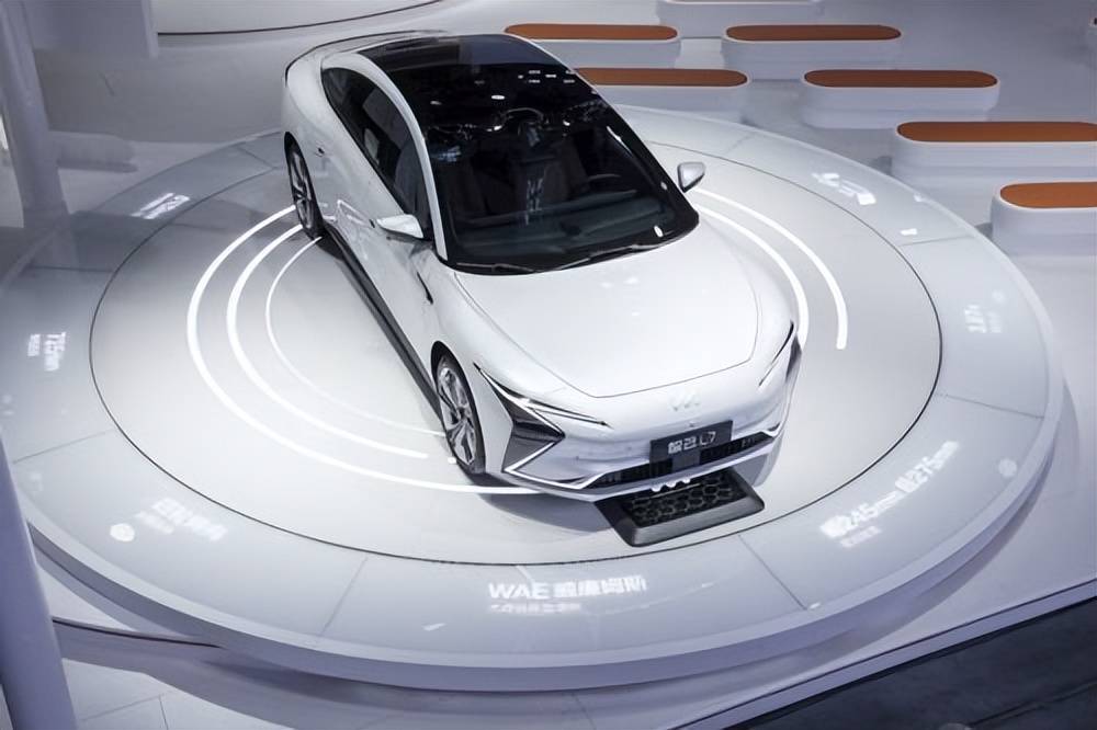 “智己L7”亮相2022成都车展 目前已达成第2000台新车交付_搜狐汽车_搜狐网