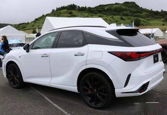 雷克萨斯全新RX实拍！动力超宝马X5/年内引入国内_搜狐汽车_搜狐网